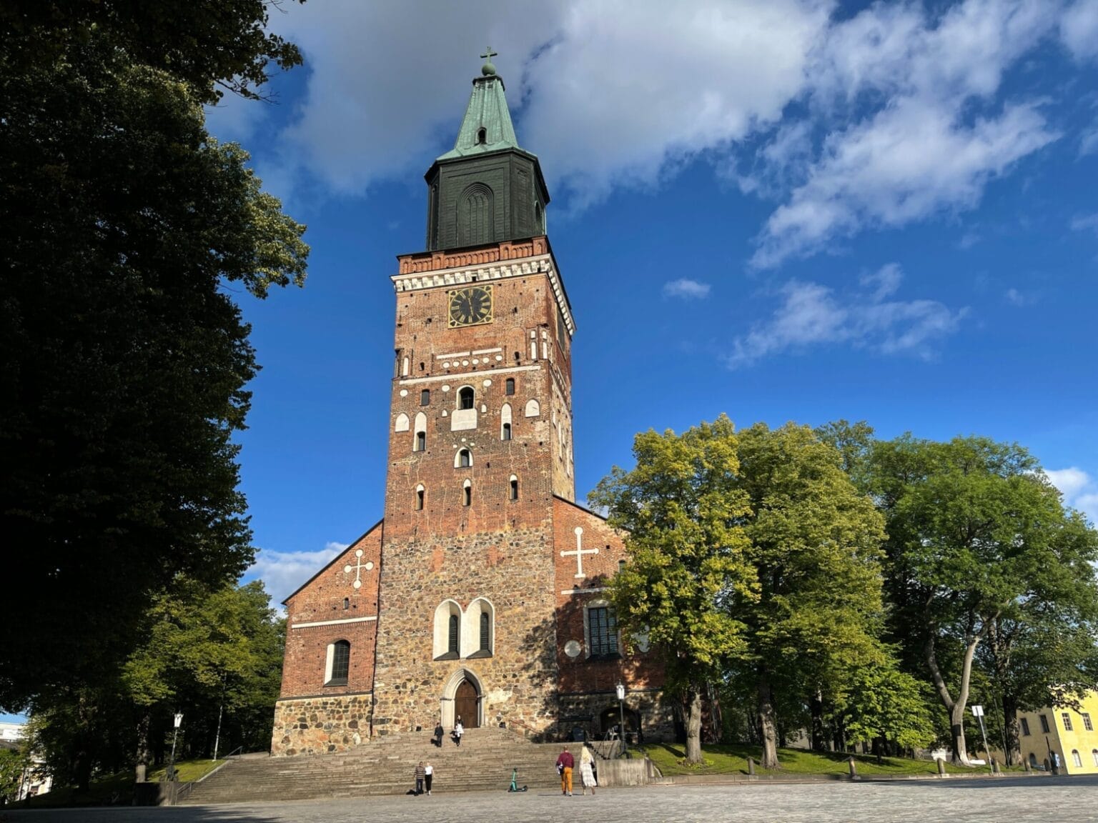 Taste of Finland Tour Package - MonMon Travel