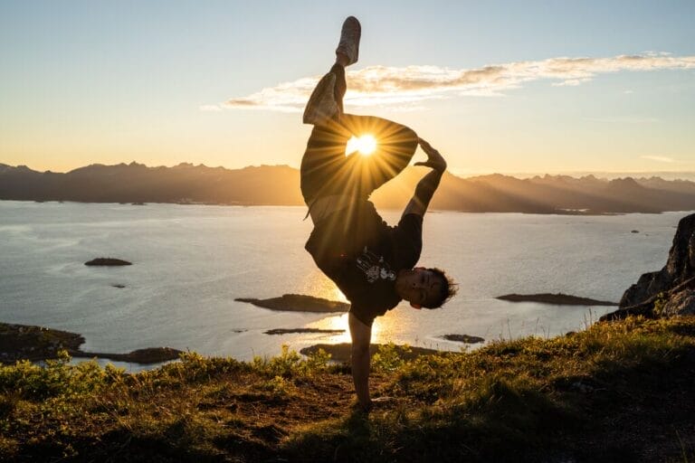Lofoten Island Cruise Package- MonMon Travel